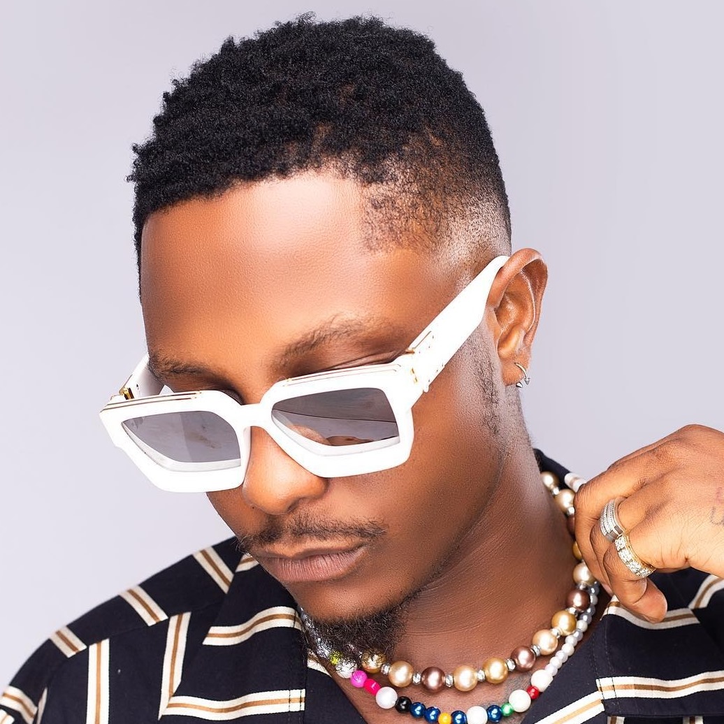 Kelvynboy shows off new look - Today News Ghana